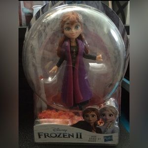 Disney | Toys | Frozen Figurines | Poshmark